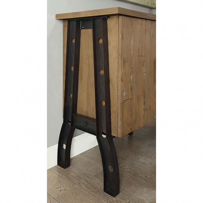 Kirstin Industrial Style Server